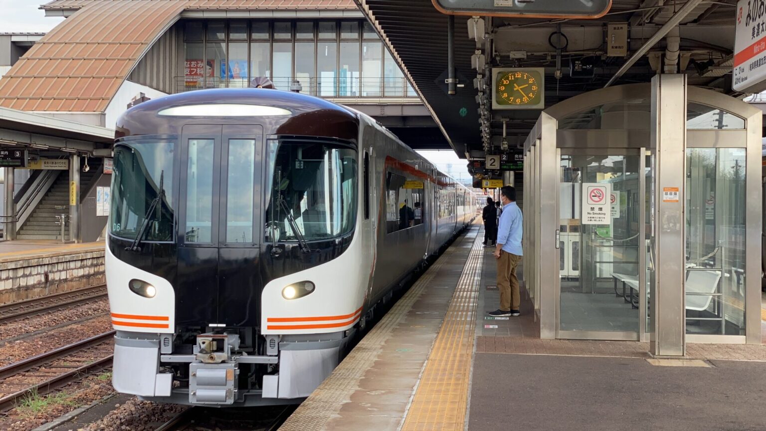 特急「ひだ」の自由席の混雑・普通車の解説 新型のHC85系投入で車内のコンセントやWi-Fiも | ドルフィン日記