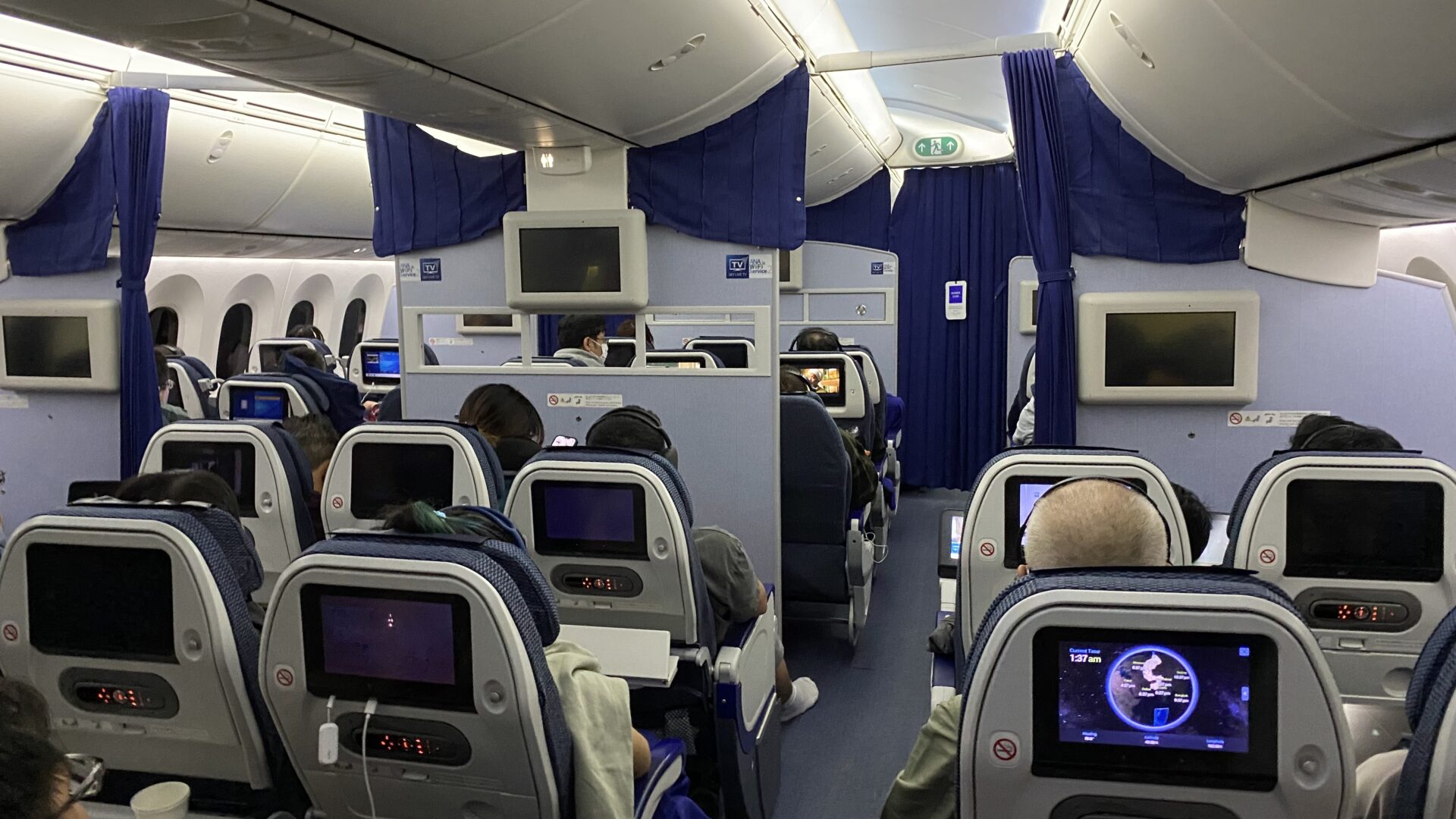 ANA国際線B787-9プレミアムエコノミー 東京・羽田-ロサンゼルス 機内食も紹介 | ドルフィン日記