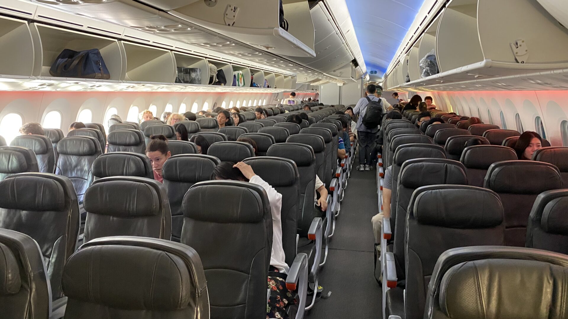 ジェットスター国際線(JQ)オーストラリア直行便 B787で成田・関西からケアンズへ、シドニーやブリスベン、ゴールドコーストへ | ドルフィン日記