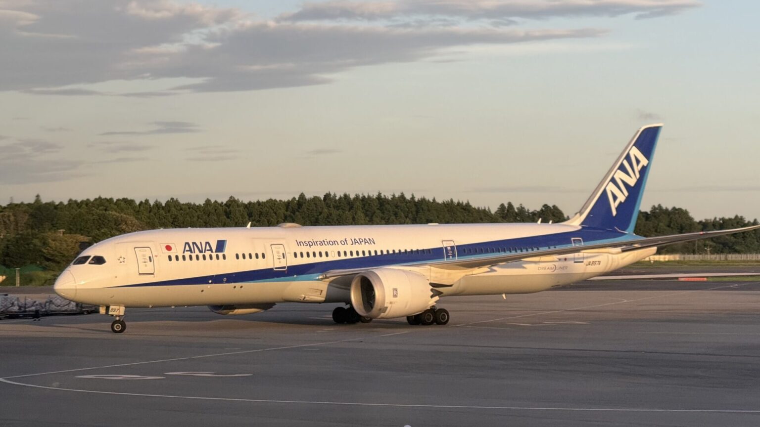 飛行機の”学割”こと、ANAの「スマートU25」とは？予約方法も解説 | ドルフィン日記