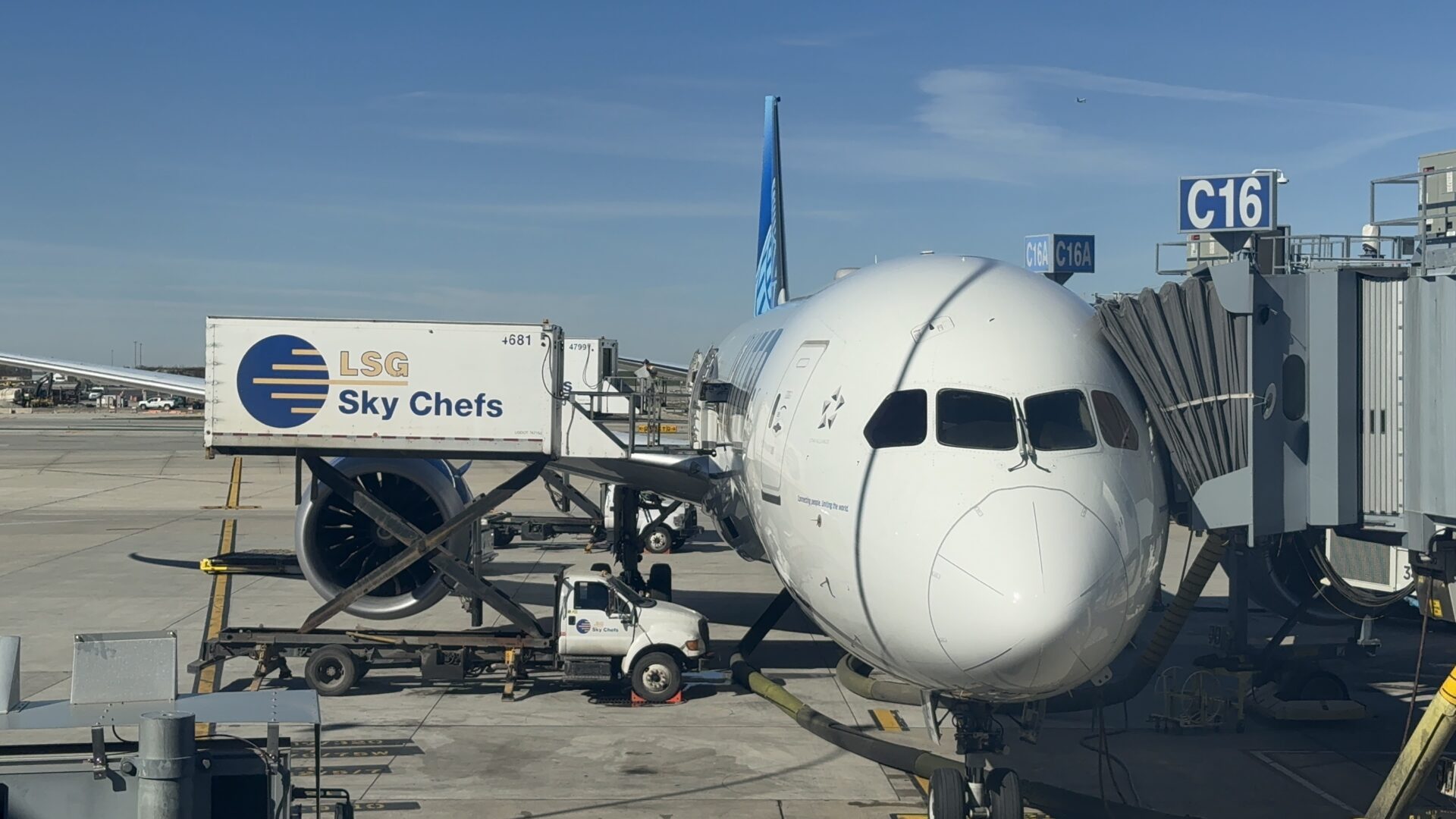 ユナイテッド航空エコノミークラス 東京・成田→ニューヨーク・ニューアーク UA78便 搭乗記 | ドルフィン日記