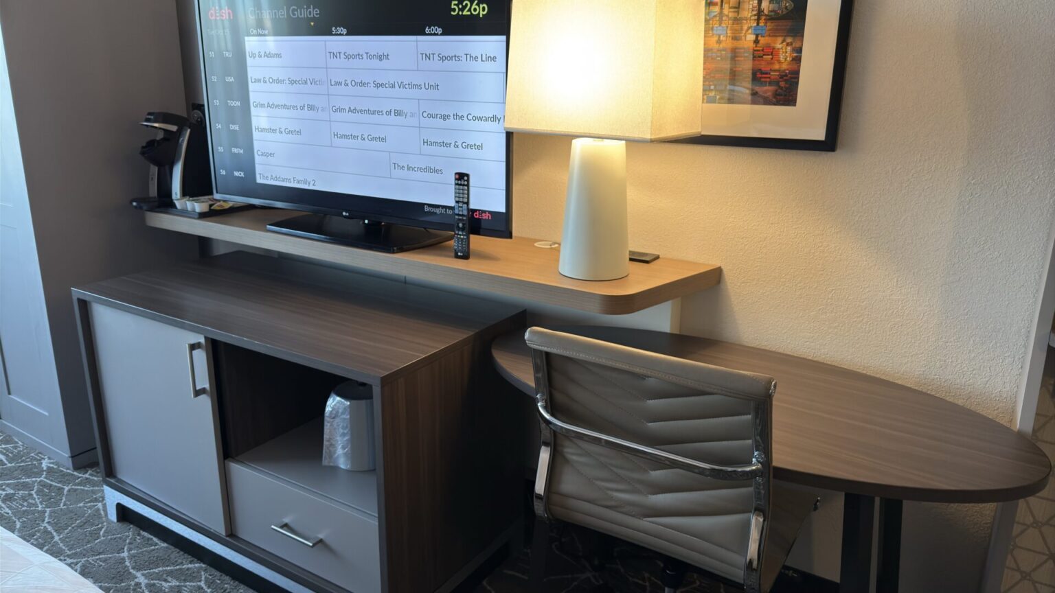 ニューアークの空港ホテル「Holiday Inn Newark International Airport」は乗継にもおすすめ！ | ドルフィン日記