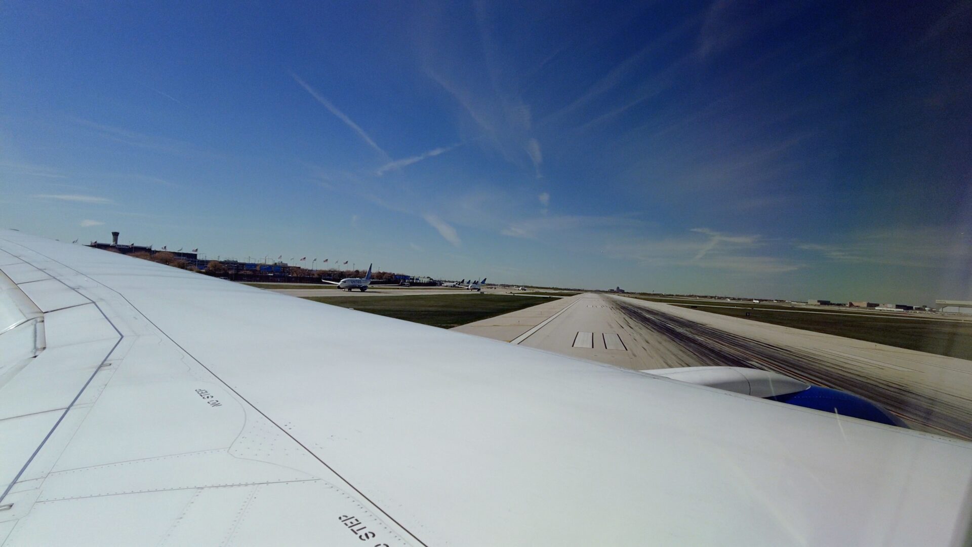 ユナイテッド航空 シカゴ→東京・羽田[UA881]搭乗記 機内食や座席の様子などを詳しく紹介！ | ドルフィン日記
